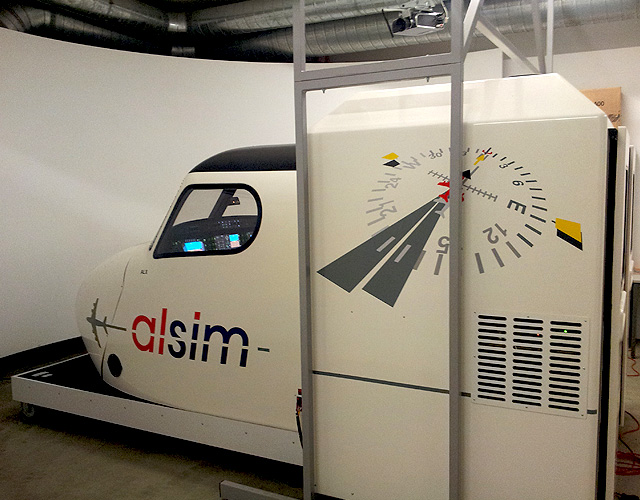 Alsim ALX Flight Trainer - Flight Simulator Trader
